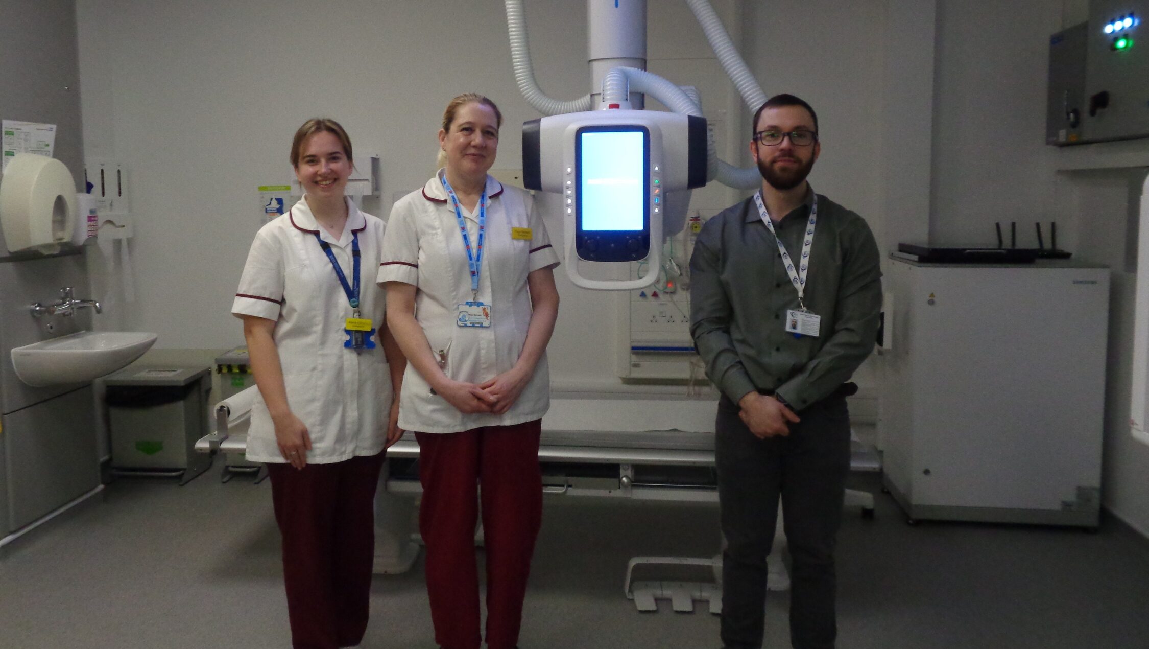 New x-ray machine opens at Minehead Hospital ahead of schedule ...